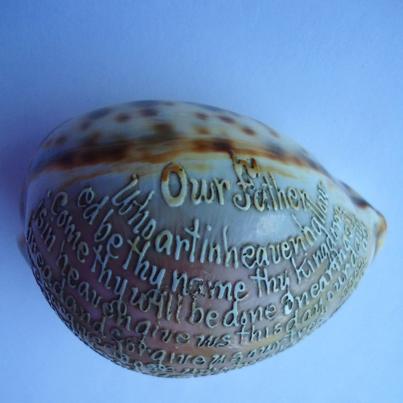 Art | Vintage 3 Carved Natural Shell Seashell Christian Religious Lords ...